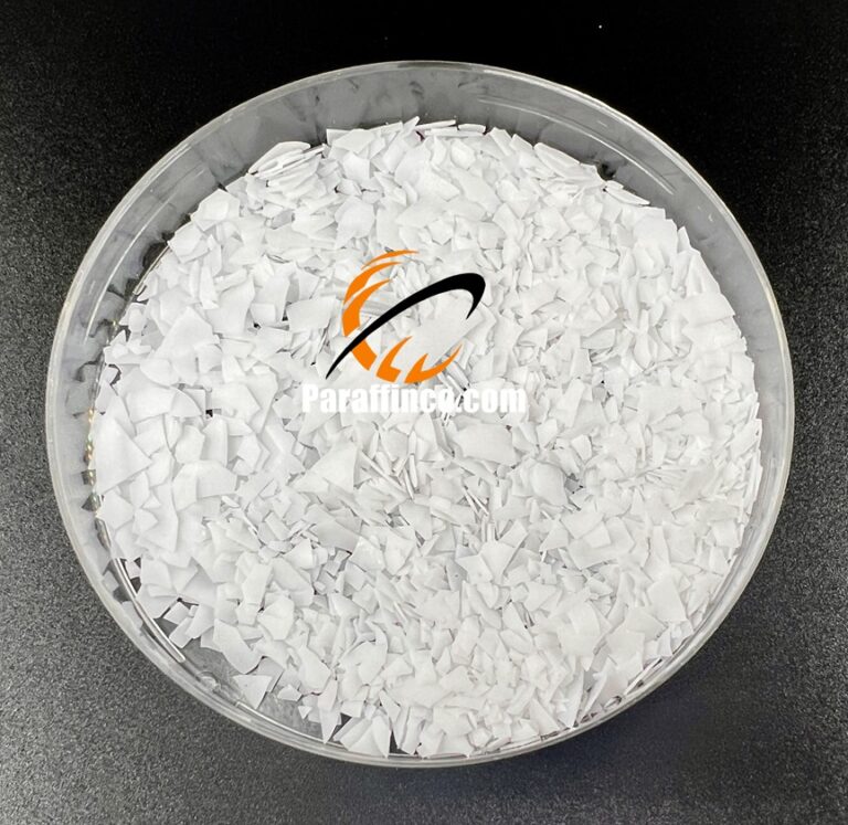 Uses of Polyethylene Wax in Plastic Manufacturing industry - Paraffin Co