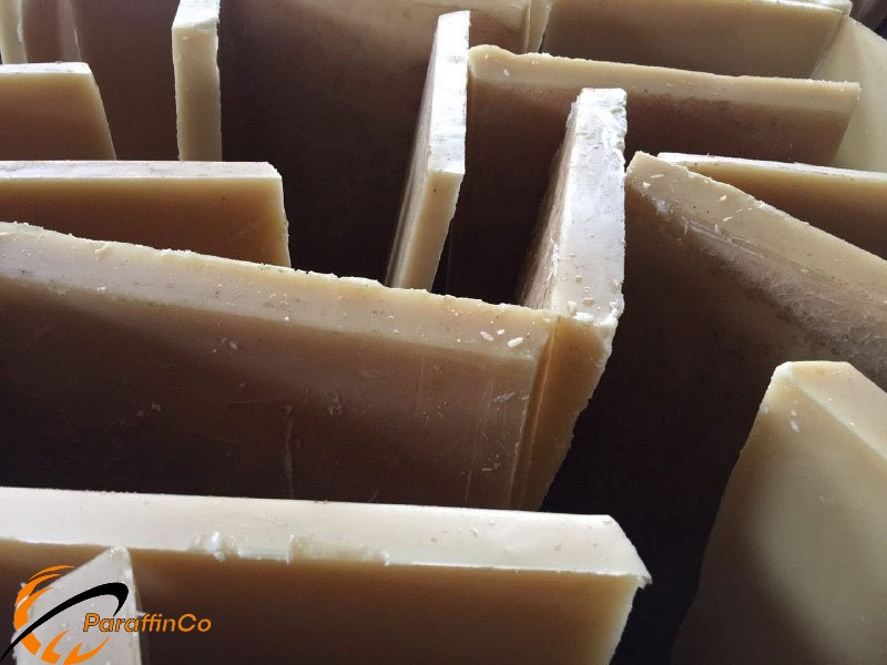 Heavy Slack Wax 20% Oil Content & its Uses and Benefits - Paraffin Co